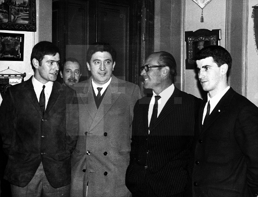 Historia del Real Betis » Fichajes de Jesús María Irizar y de Francisco ...