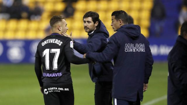 Manquepierda Un ex bético al frente del nuevo Málaga de Víctor ...